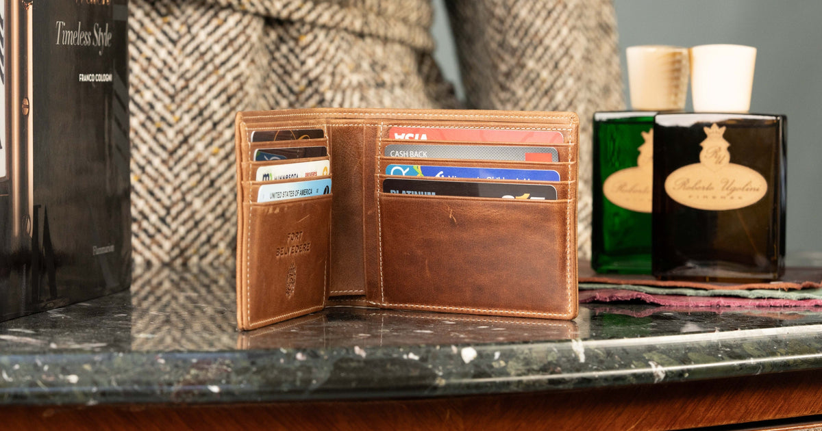 Men's Leather Wallets – Gentleman's Gazette