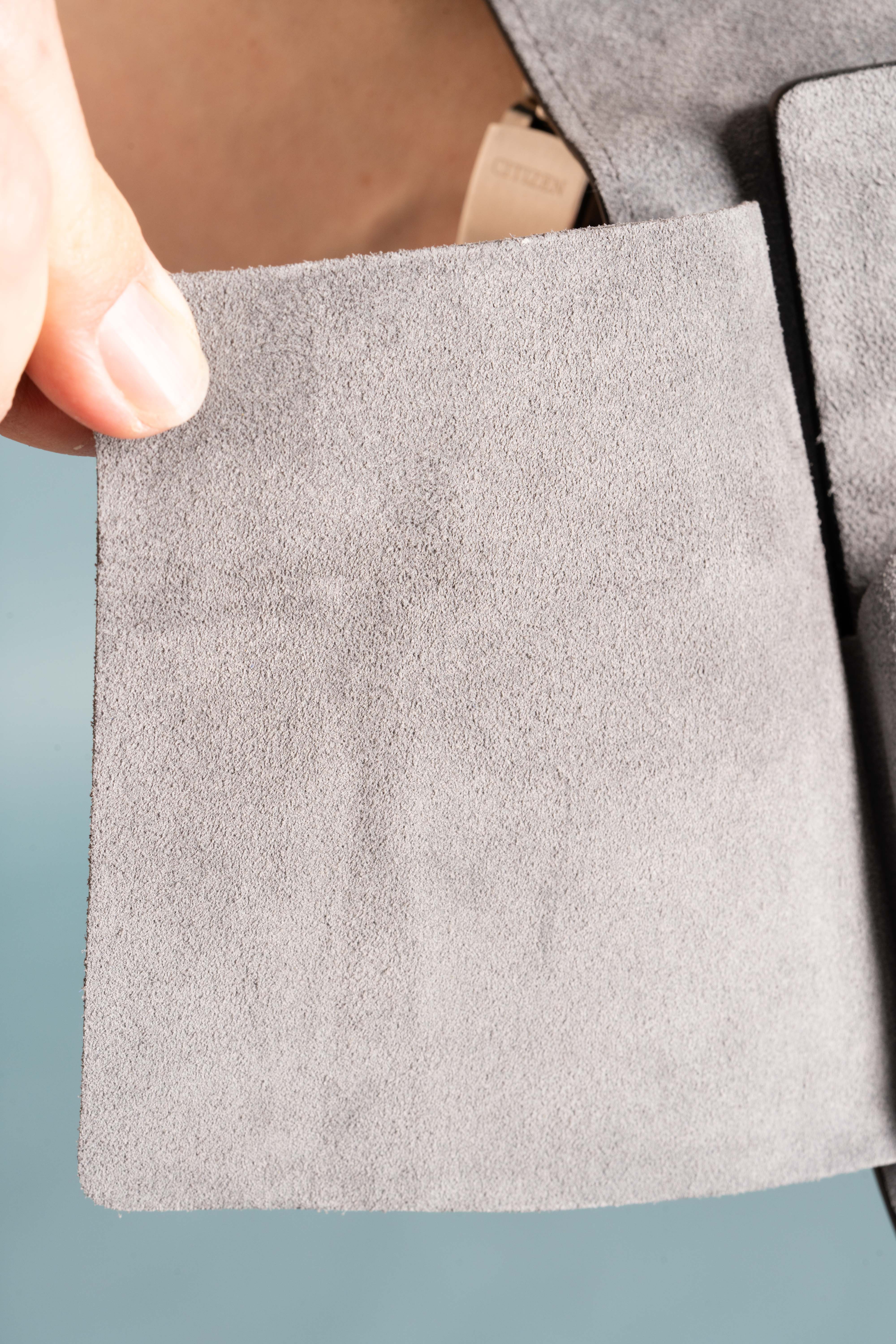 2-Watch Black Togo & Gray Suede Leather Watch Case – Gentleman's Gazette