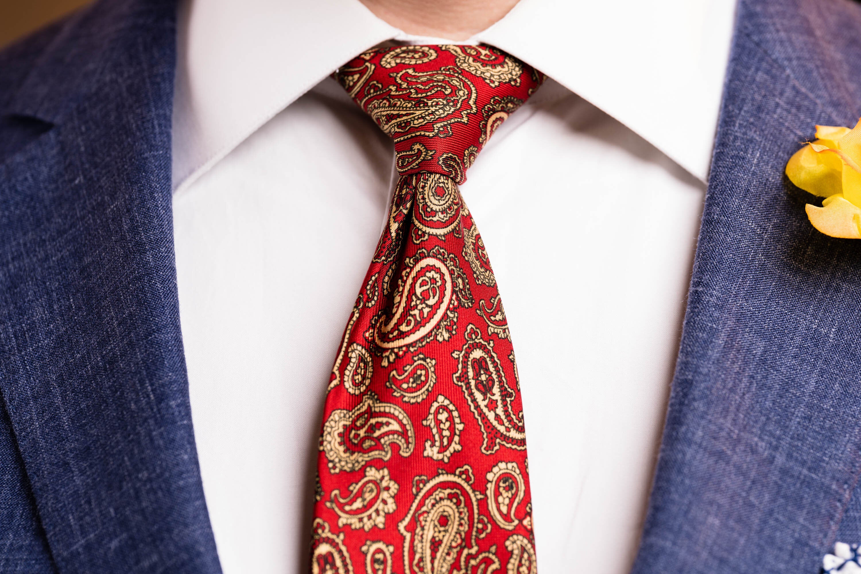 Madder Silk Tie in Red with Buff Paisley - Fort Belvedere – Gentleman's ...