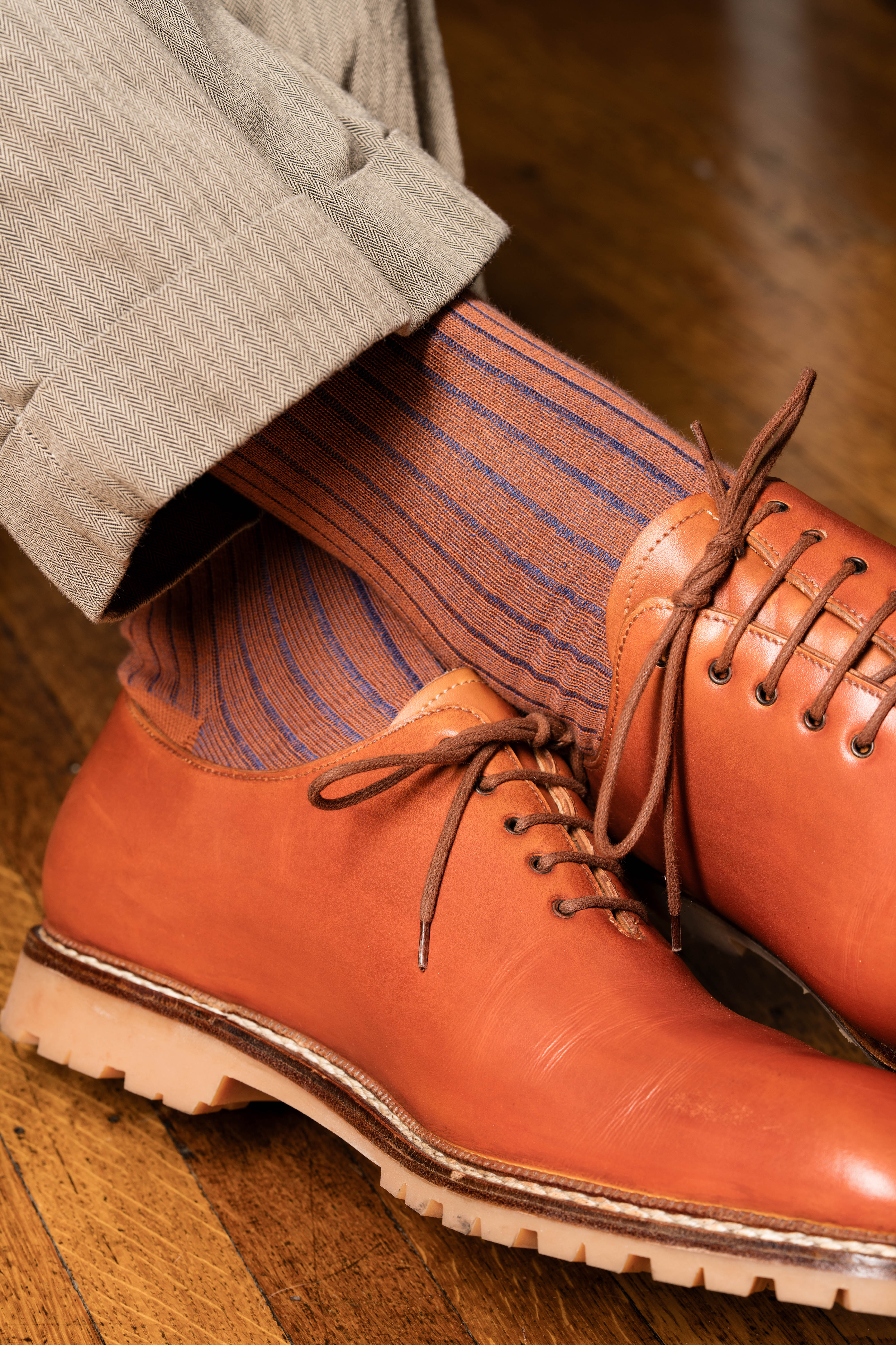 Bronze & Blue Shadow Stripe Midweight Cotton Socks – Gentleman's Gazette