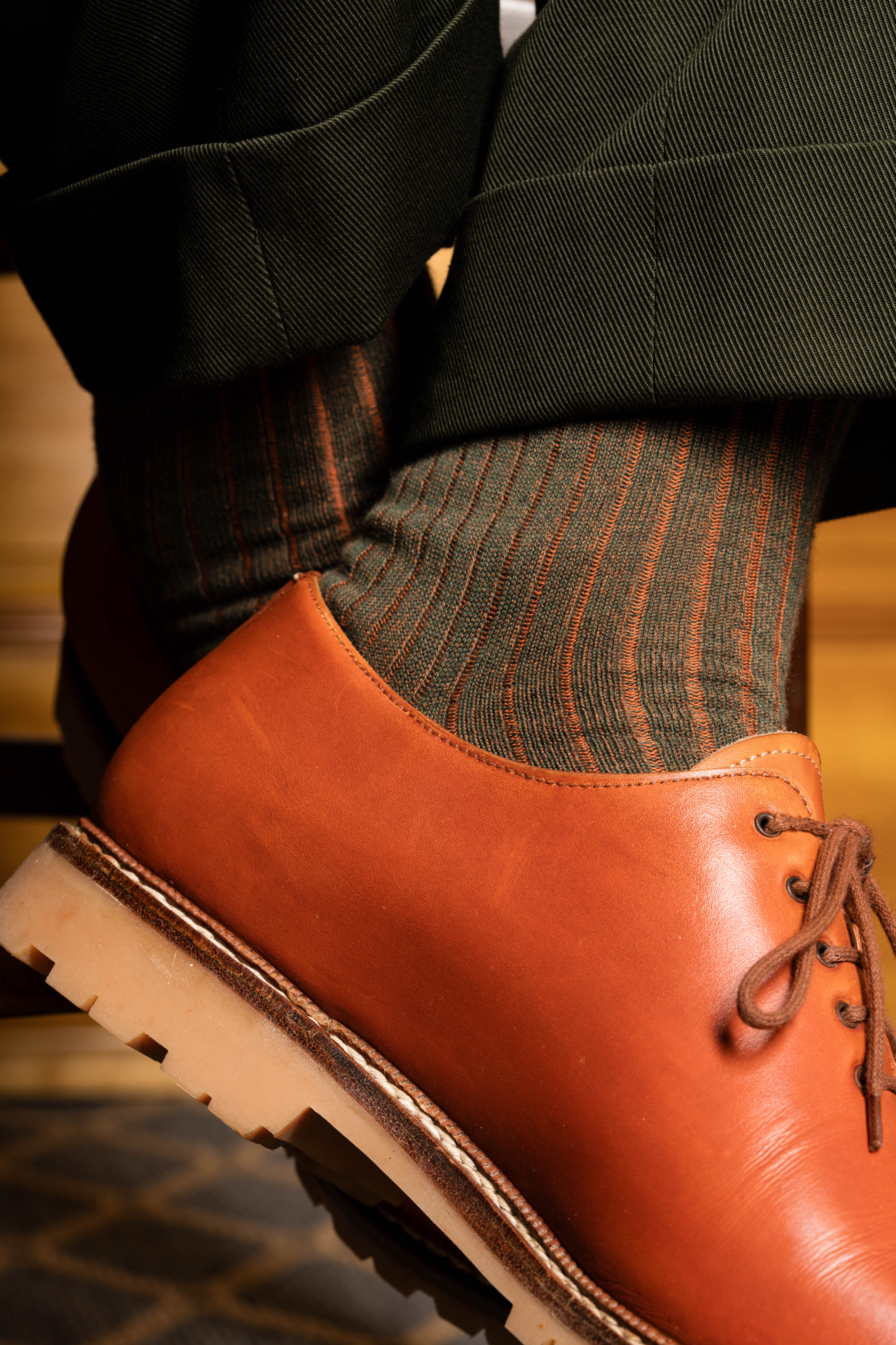 Dark Green & Orange Shadow Stripe Midweight Cotton Socks – Gentleman's ...