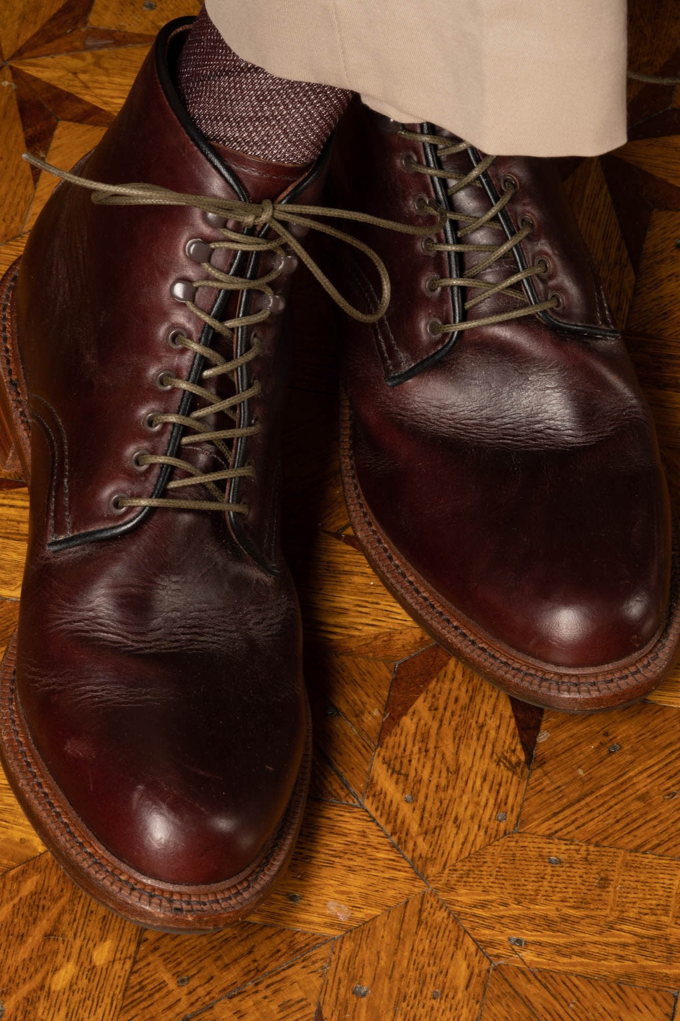 Military Green Boot Laces Round Waxed Cotton - by Fort Belvedere ...