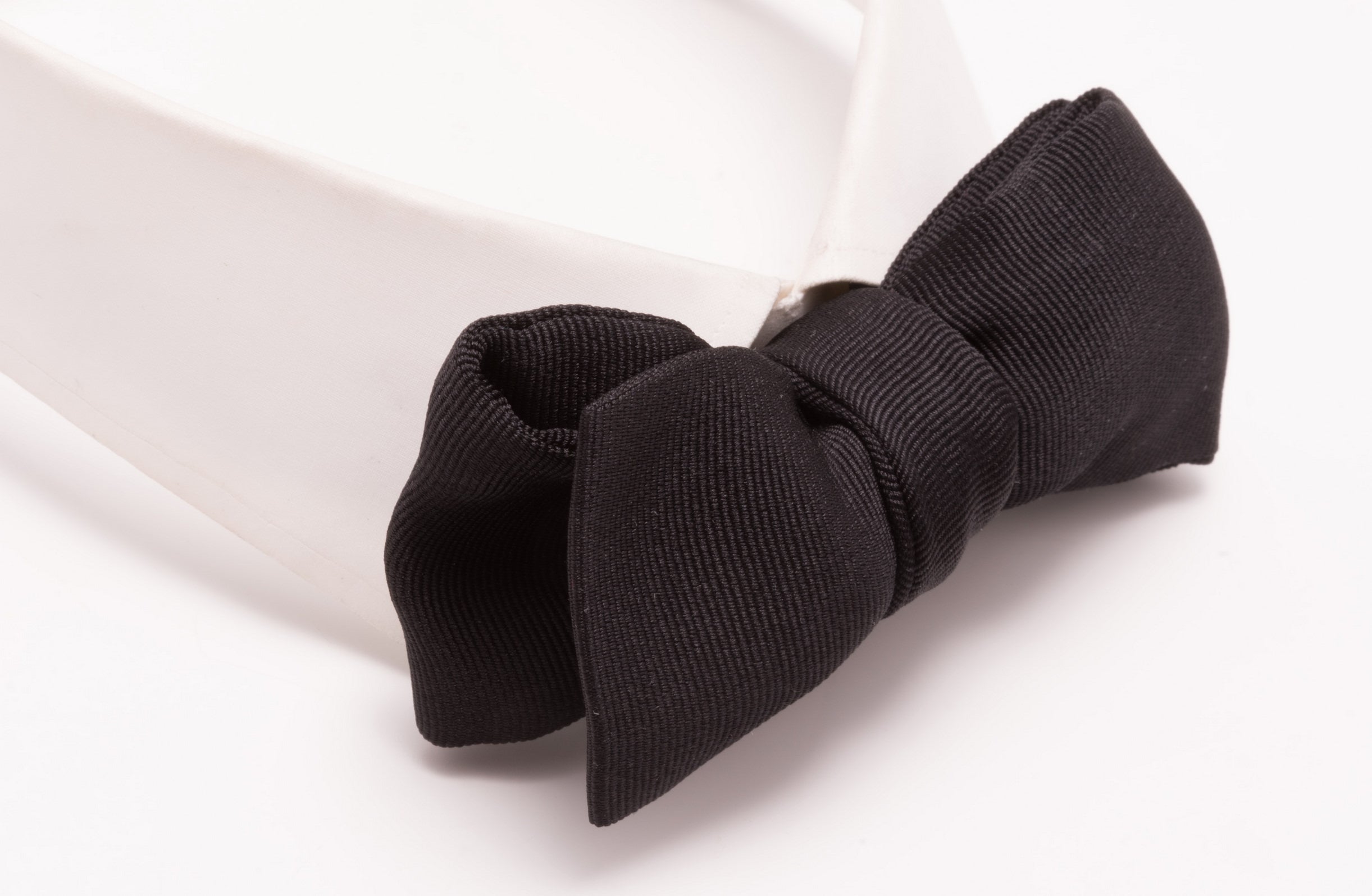 Black Batwing Silk Faille Grosgrain Bow Tie Sized Self Tie - Fort ...