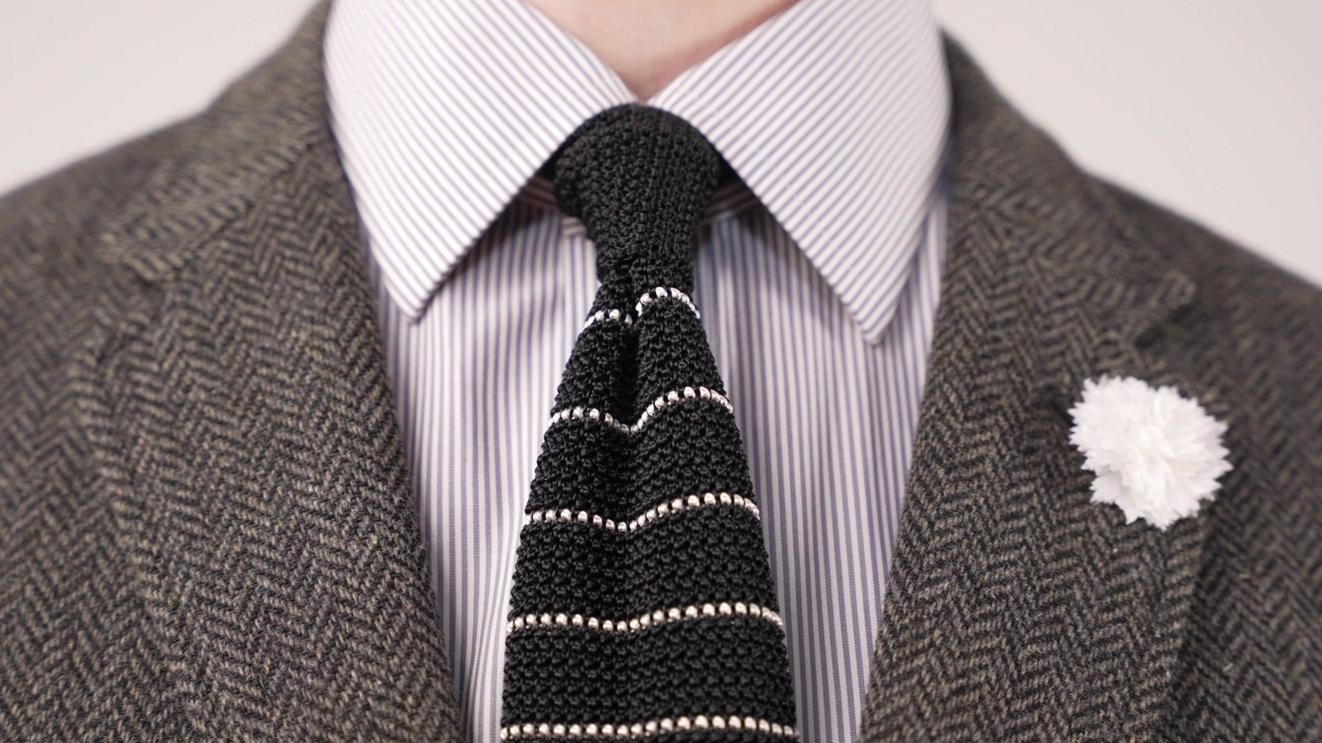 Knit Tie in Black Silk with Fine White Stripe - Fort Belvedere ...