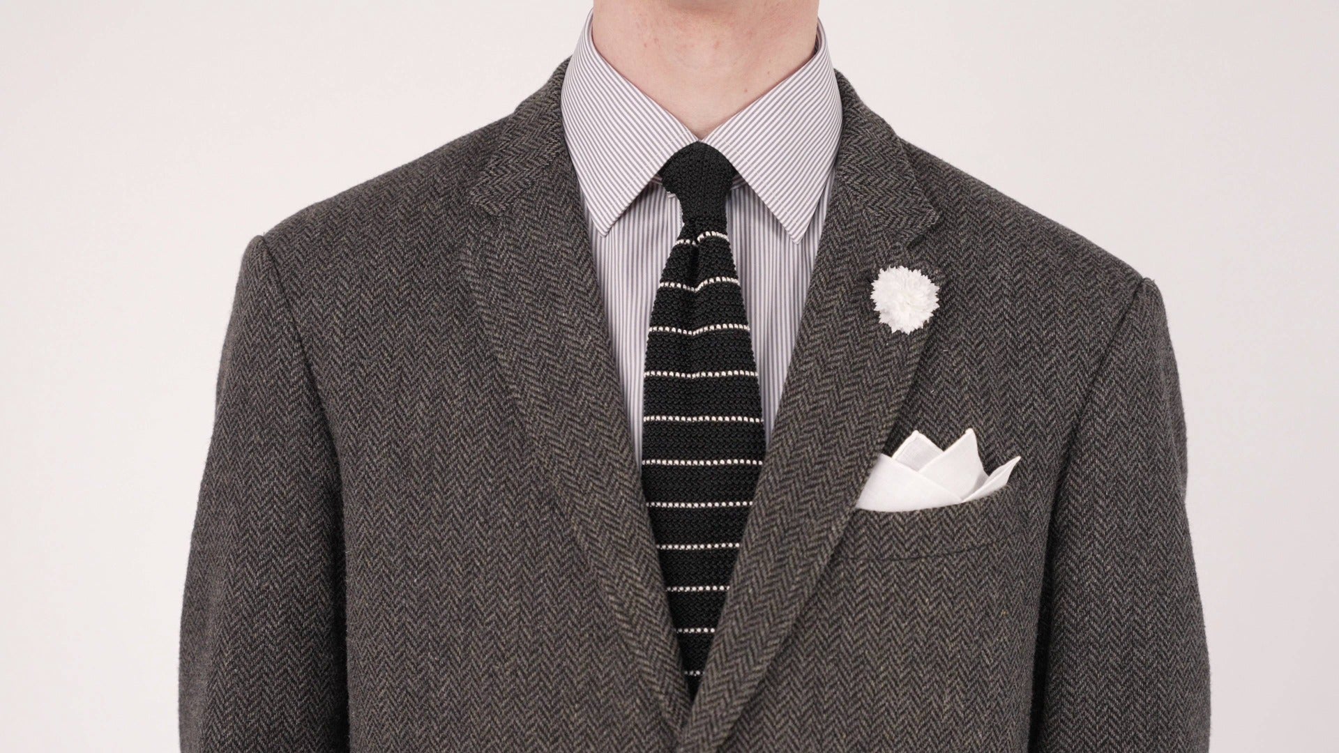 Knit Tie in Black Silk with Fine White Stripe - Fort Belvedere ...