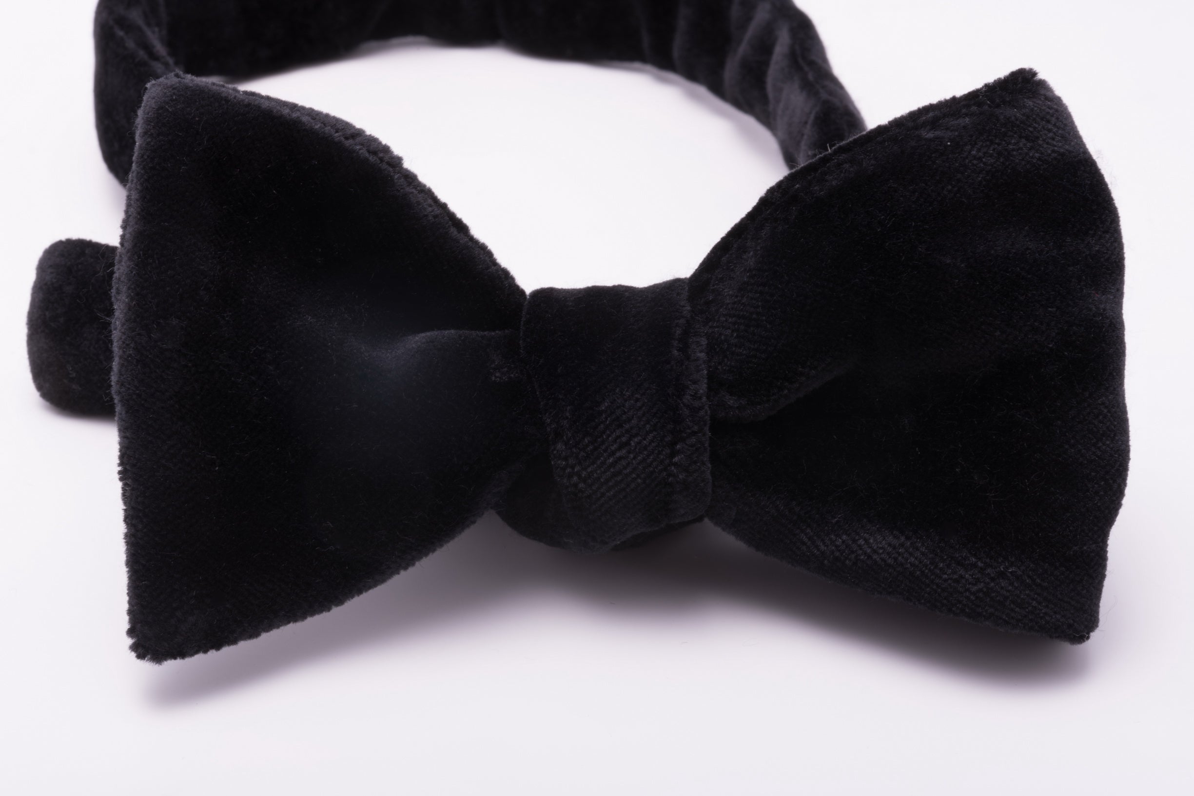 Single End Silk Velvet Bow Tie In Black - Fort Belvedere – Gentleman's ...