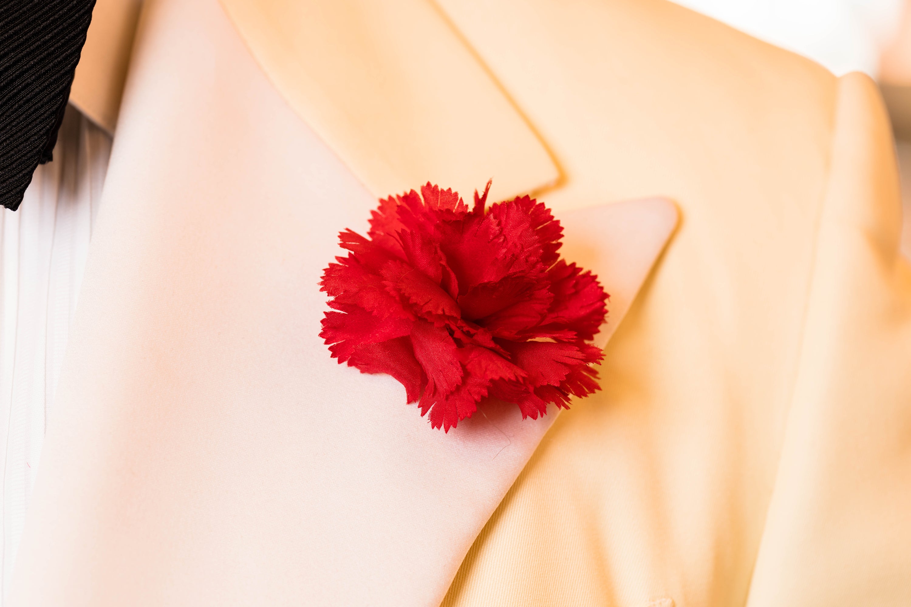 Red Carnation Boutonniere Life Size Lapel Flower - Fort Belvedere ...