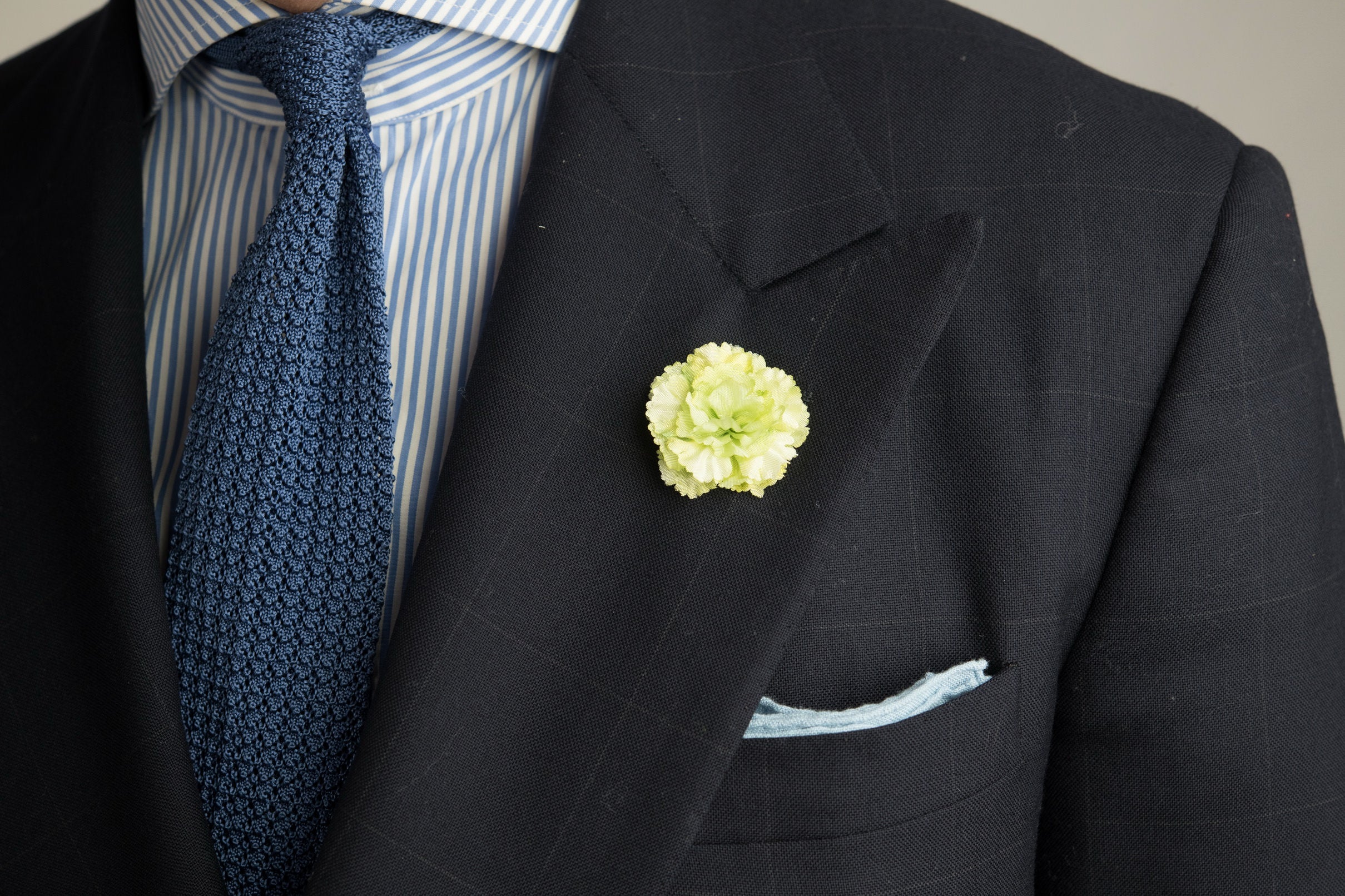 Pale Green Mini Carnation Oscar Wilde Boutonniere Buttonhole Flower ...
