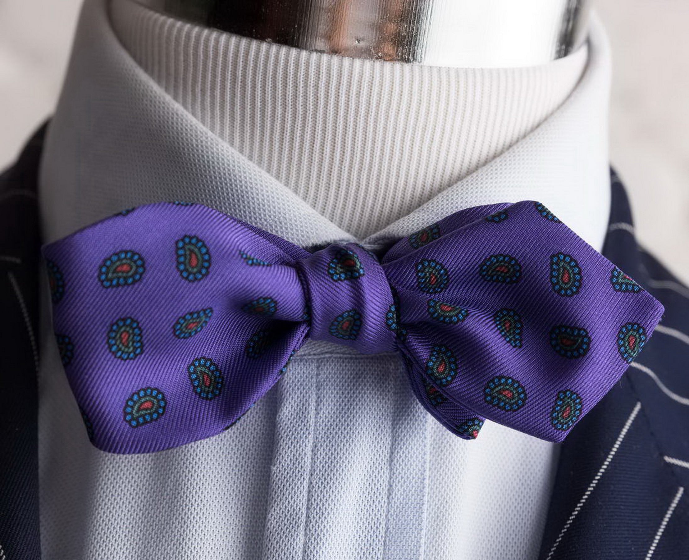 Ancient Madder Silk Bow Tie in Red Paisley - Fort Belvedere – Gentleman ...
