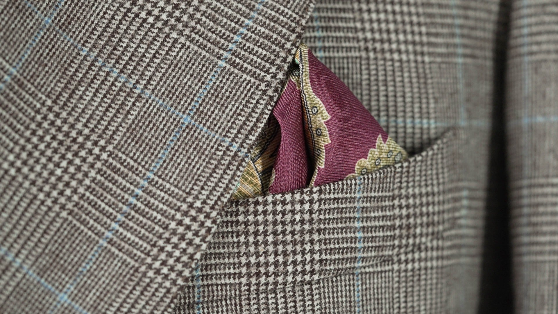 Reversible Pocket Squares – Gentleman's Gazette