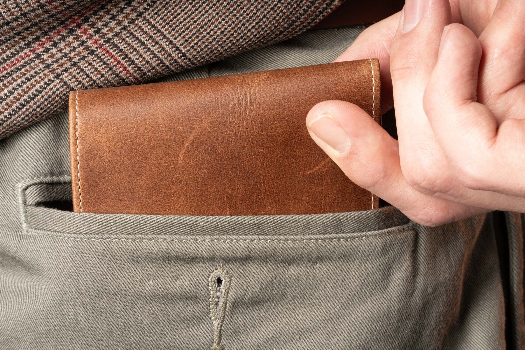 Saddle Brown Bifold Wallet in Full-Grain Montecristo Leather ...