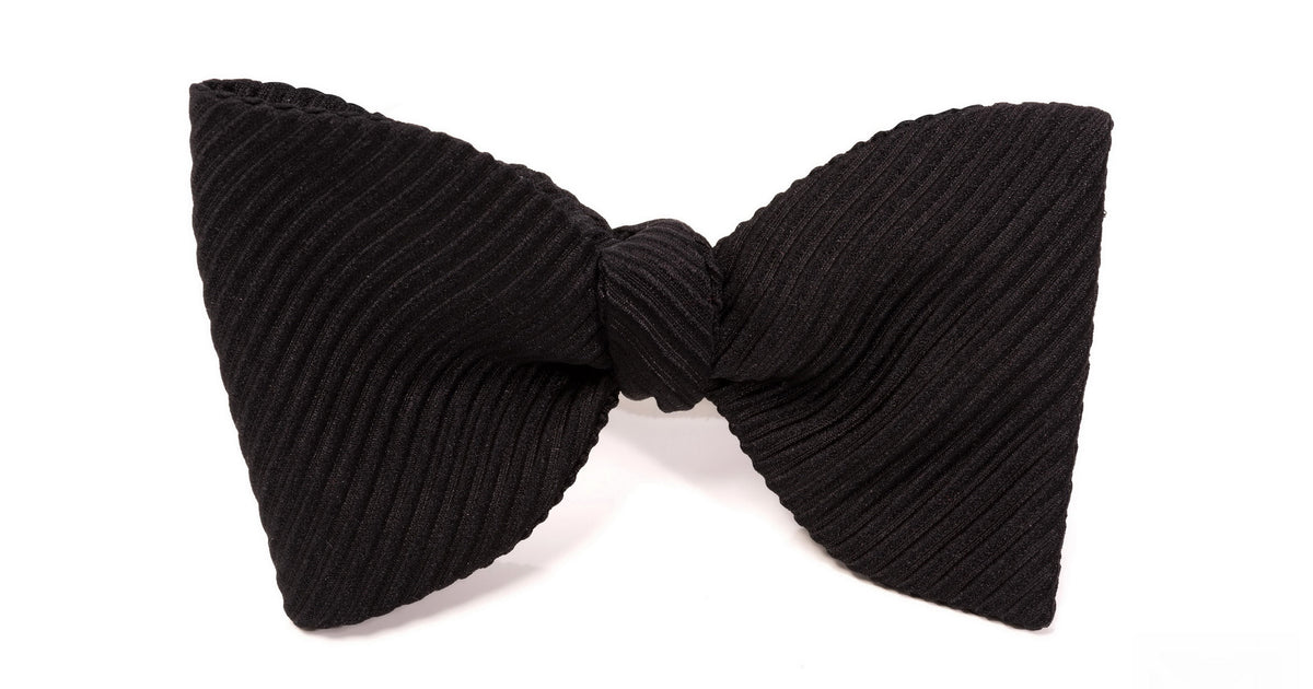Single End Bow Tie in Black Silk Wide Ribbed Grosgrain - Fort Belvedere ...