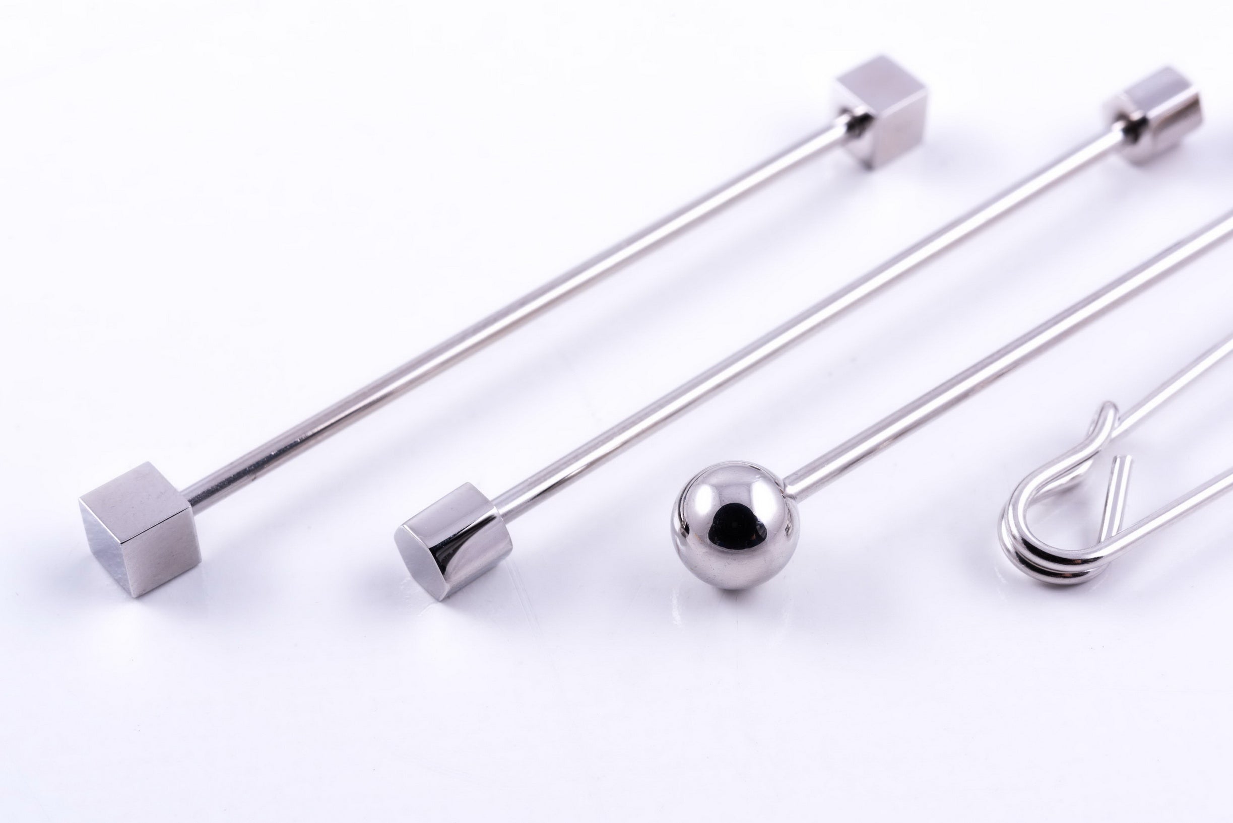 Collar Pin with Ball End in Silver Fort Belvedere – Gentleman's Gazette