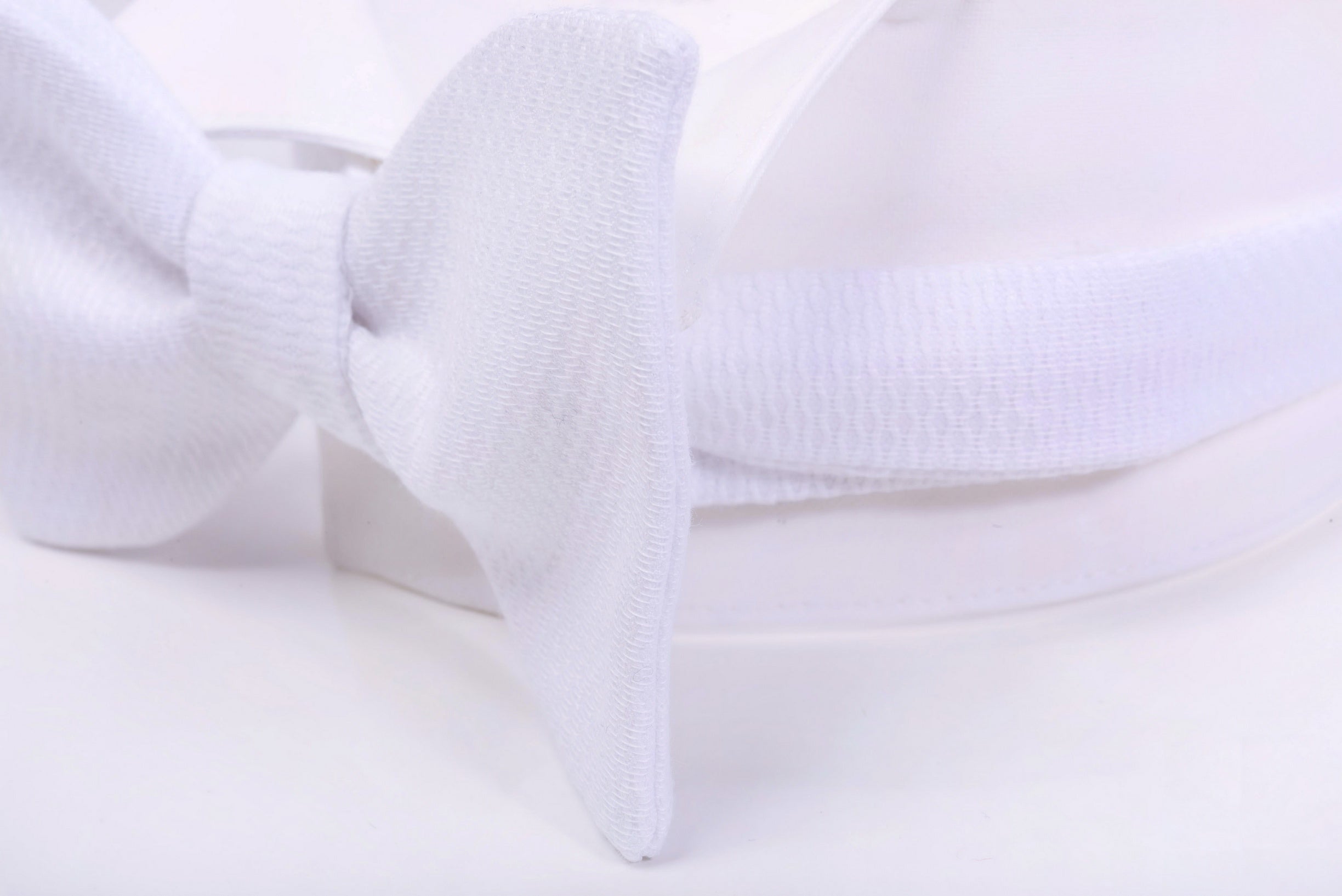 White Marcella Pique Single End Bow Tie - Fort Belvedere – Gentleman's ...