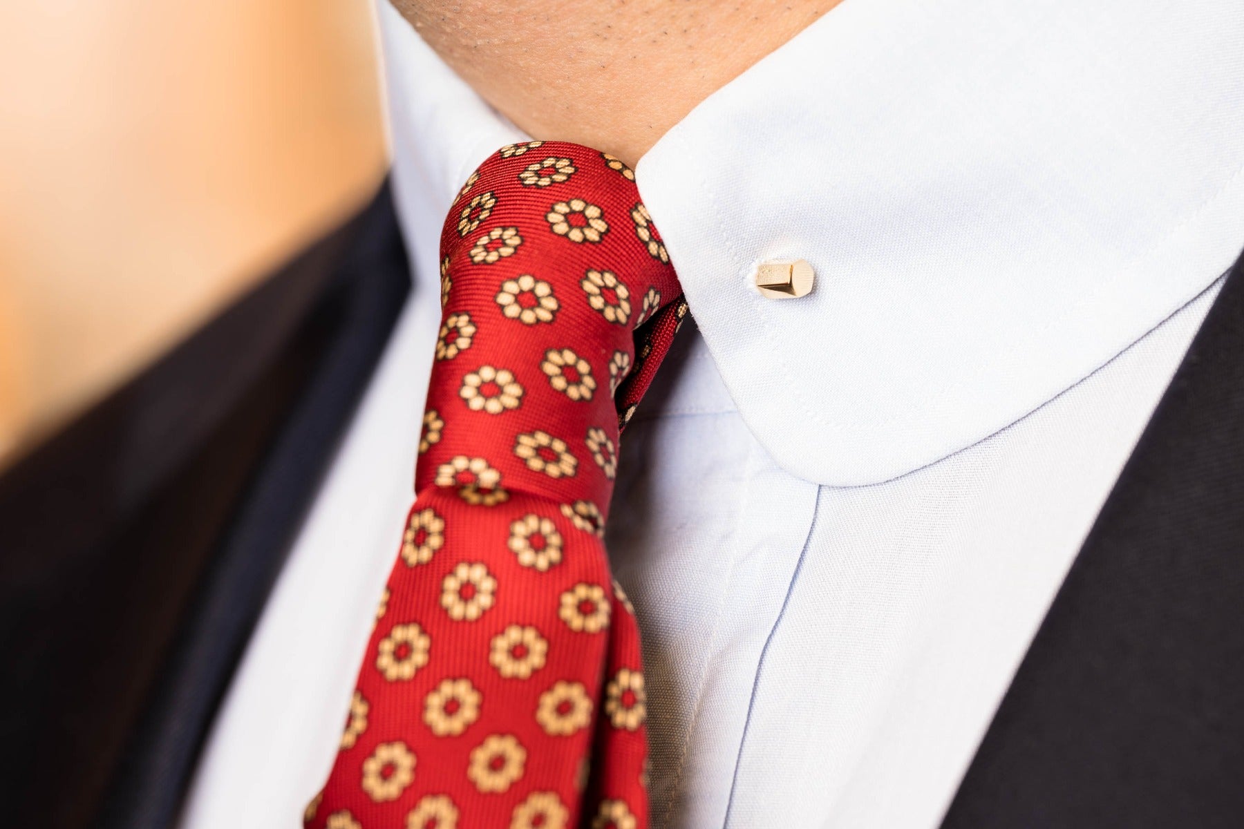 Collar Bar with Hexagonal End Yellow Gold Fort Belvedere – Gentleman's ...